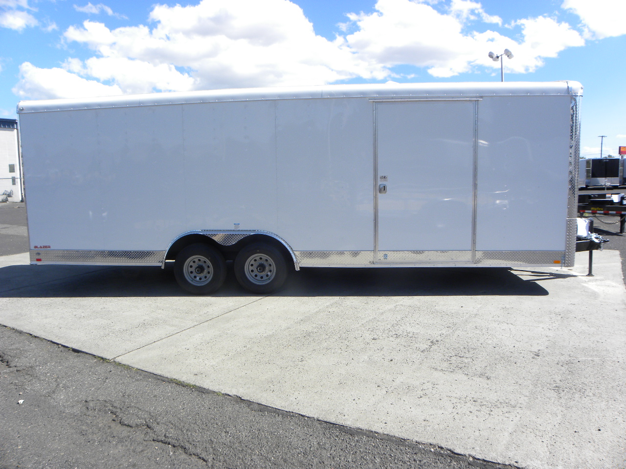 2020 Cargo Mate 8.5’x 24′ Enclosed Trailer – Gateway Materials & Trailers