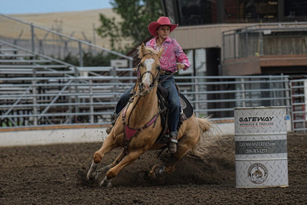Amateur Girls Barrel Racing | Lewiston Roundup