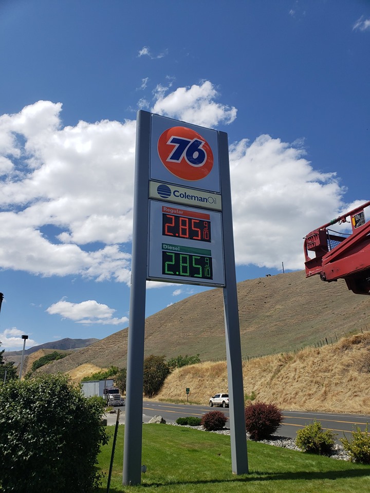 Pylon Signs | Signcrafters, Inc.