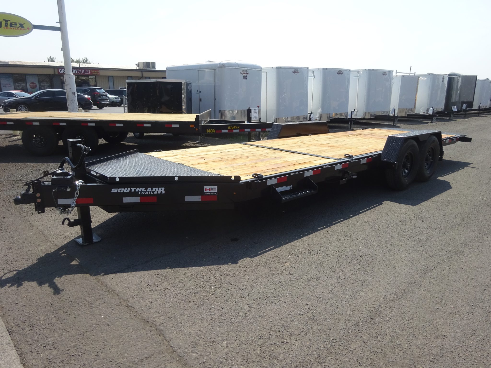 2026 Southland 82″x22′ Split Tilt Trailer *** GVWR 17,400 LBS ...