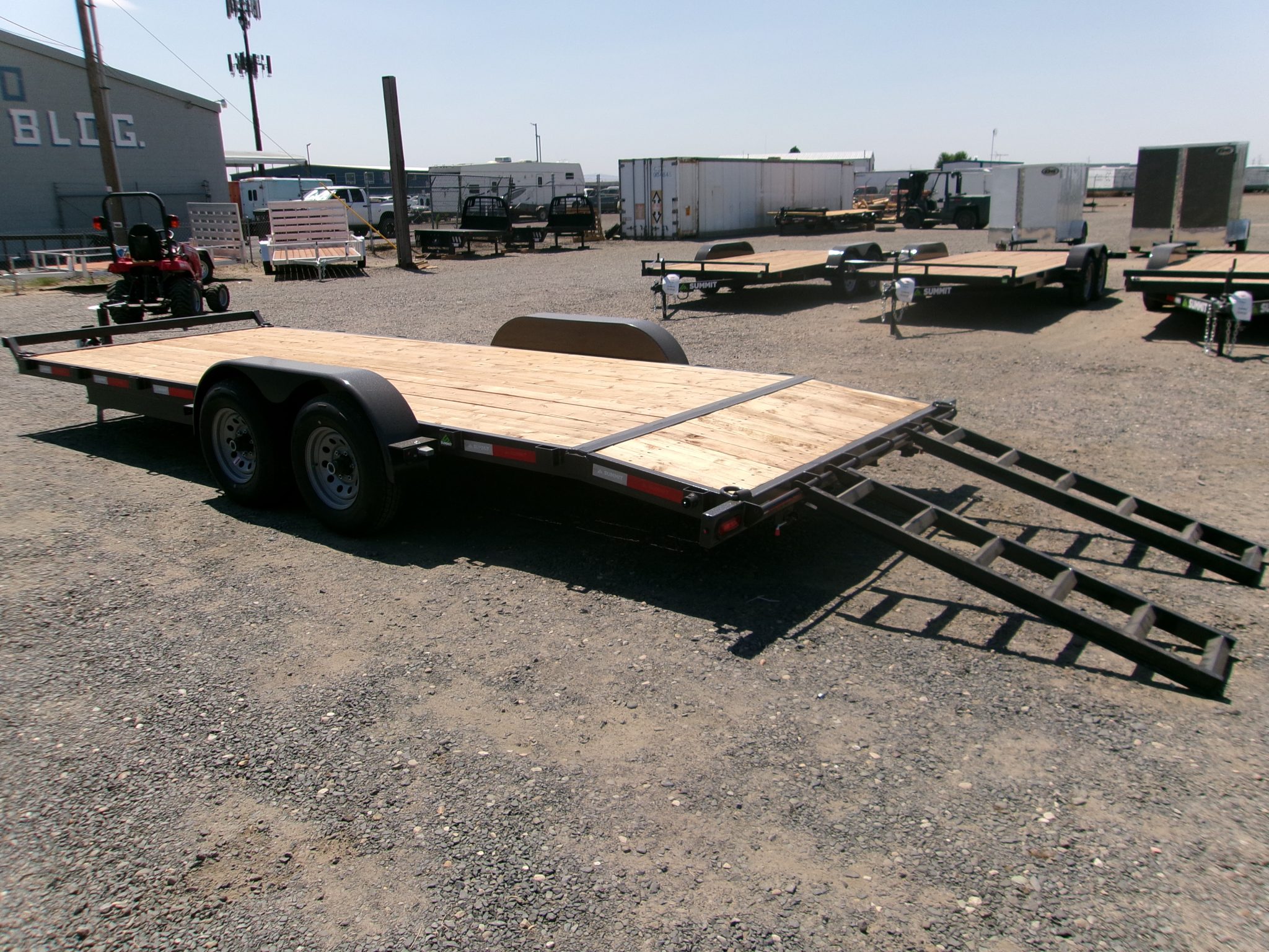 2026 7×20 10K Summit Beavertail Ramp Trailer | Gateway Trailers of ...